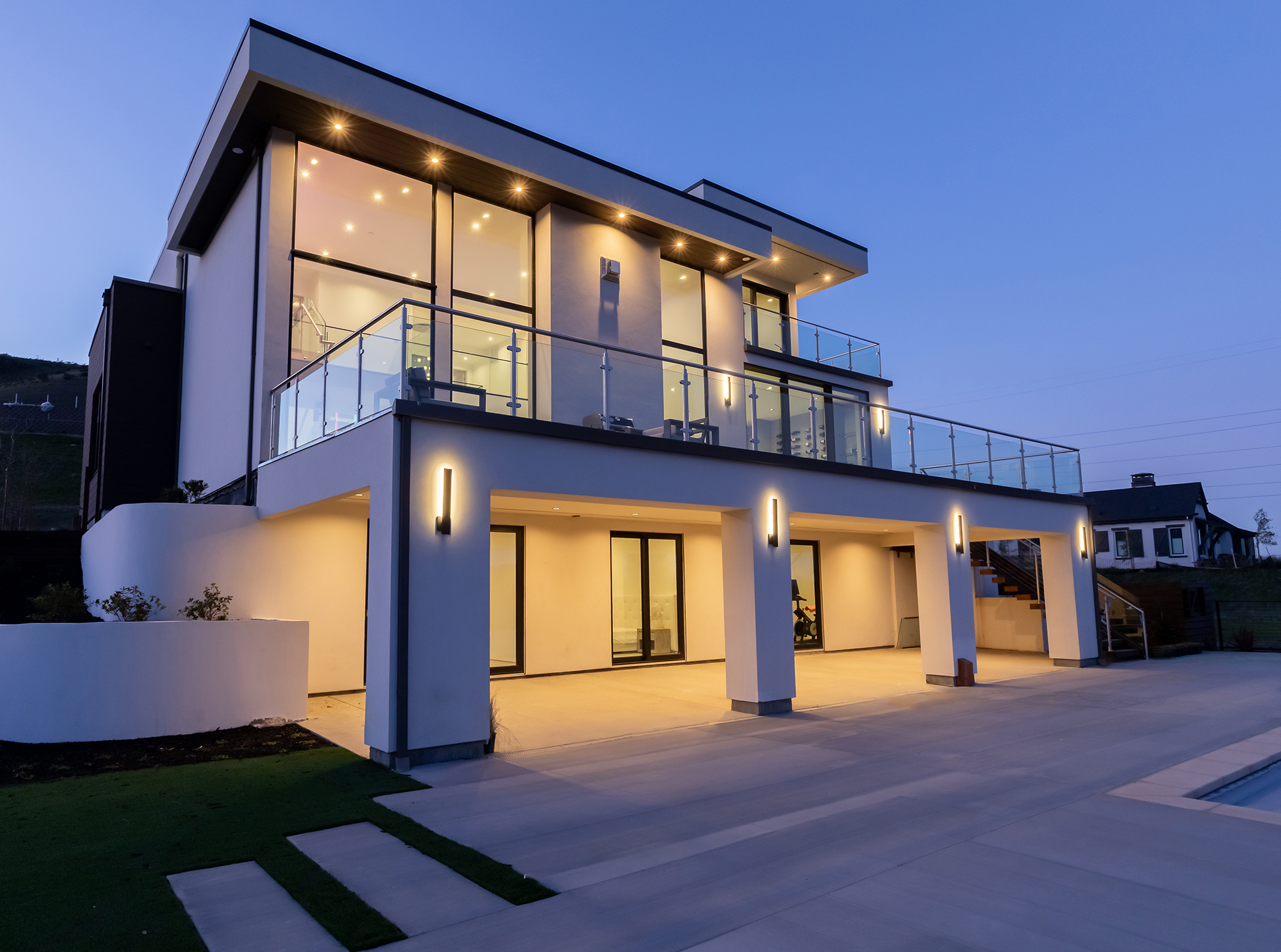 Comprehensive Home & Commercial Construction Services